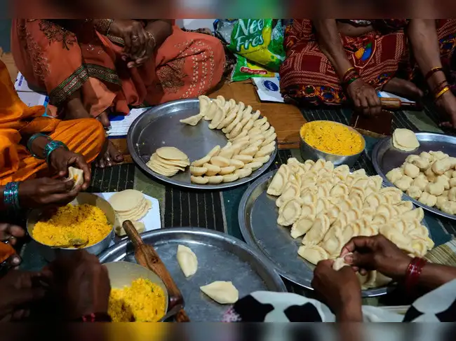 Gujiya recipe for Holi 2026: Step-by-step guide to give your ...