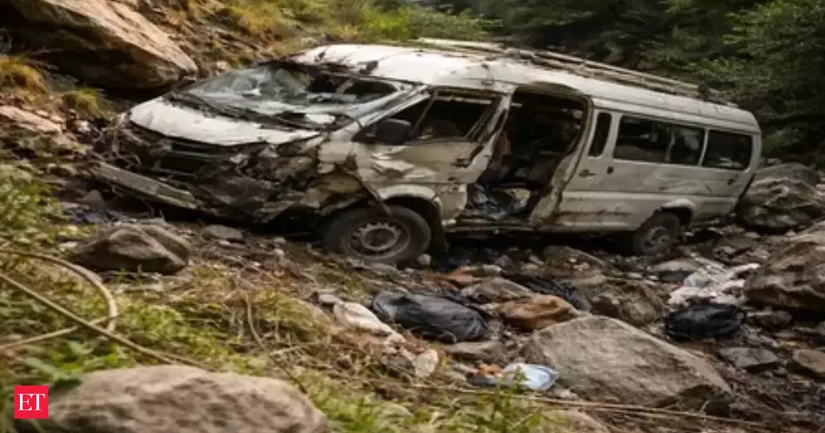 Bus carrying Indian pilgrims falls off a mountain road in Nepal ...