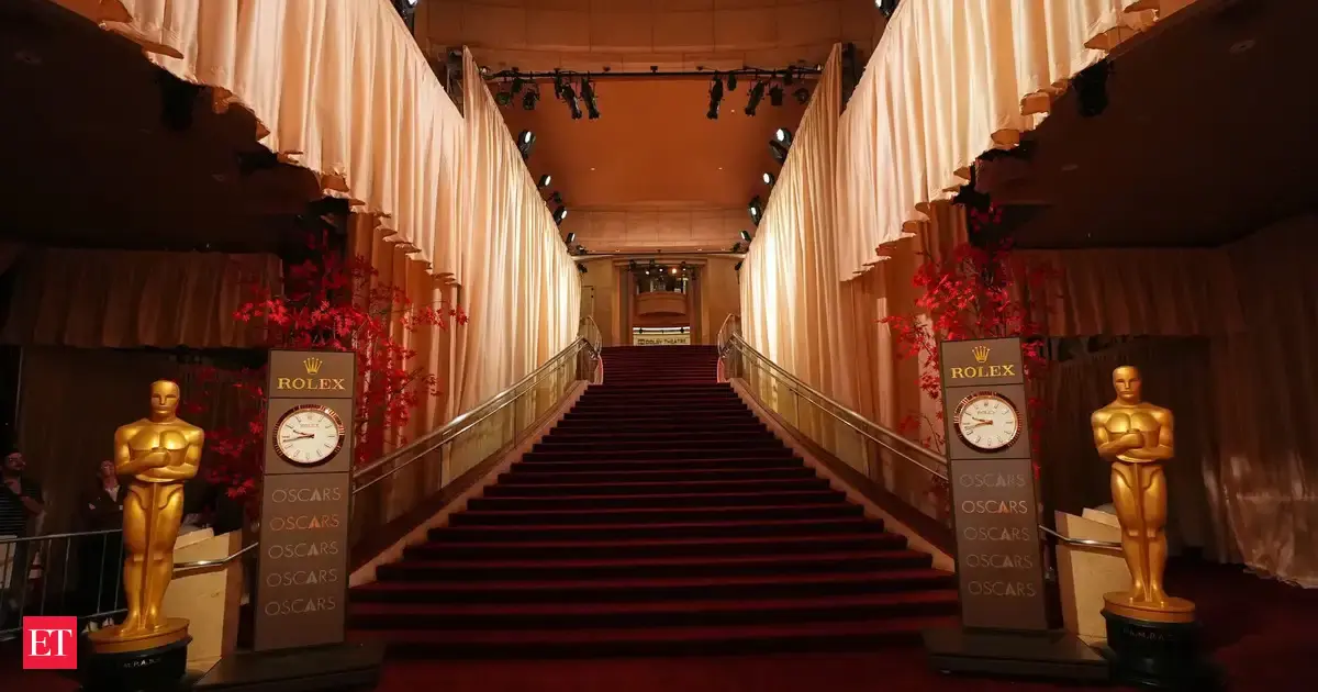 Oscars 2026: Red carpet stars shine in glamour, iconic style, and show ...