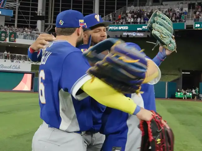 italy vs venezuela wbc: Venezuela fight back to crush Italy dream, book ...
