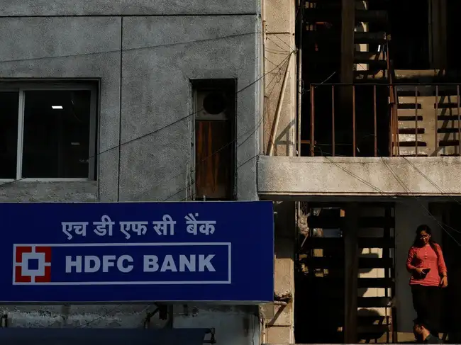 A look at past compliance issues at HDFC Bank - The Economic Times