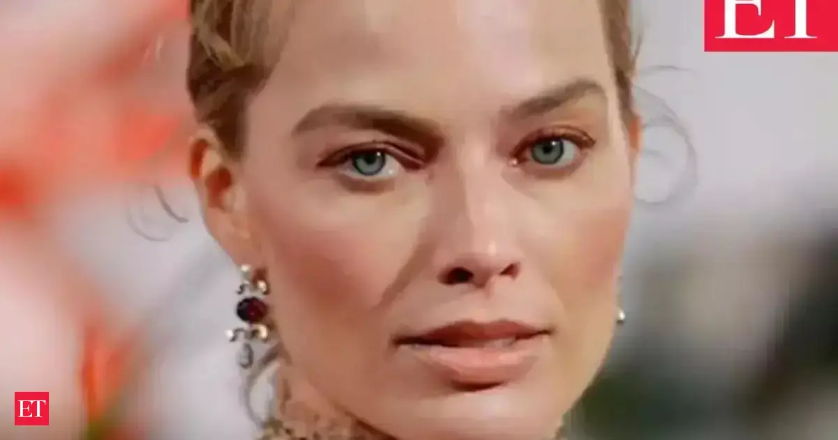 Quote of the Day by Margot Robbie: ‘Ironically, I don't like having ...