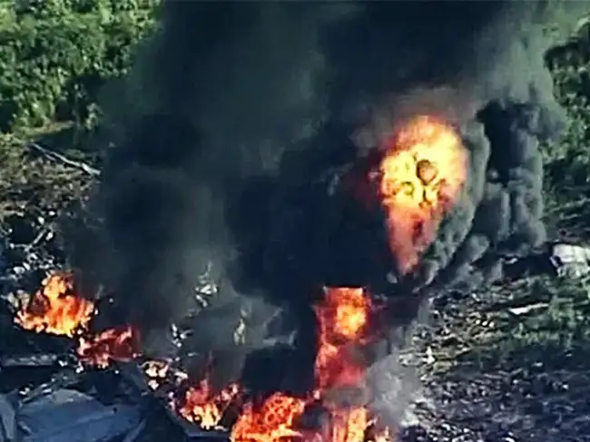 Colombian military plane crashes: 110 soldiers were onboard Hercules C ...