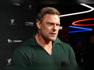 alan ritchson: Who is Ronnie Taylor and how did he get involved in ...
