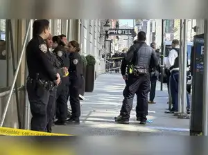 manhattan shooting: Manhattan midday shooting victim and suspect latest ...