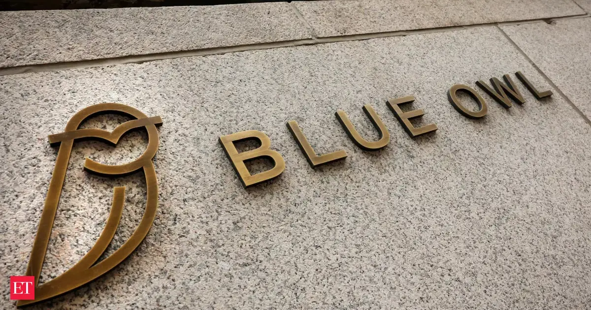 Blue Owl Stock Falls as Private Credit Withdrawal Shock Hits: Private ...