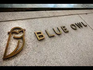Blue Owl Stock Falls as Private Credit Withdrawal Shock Hits: Private ...