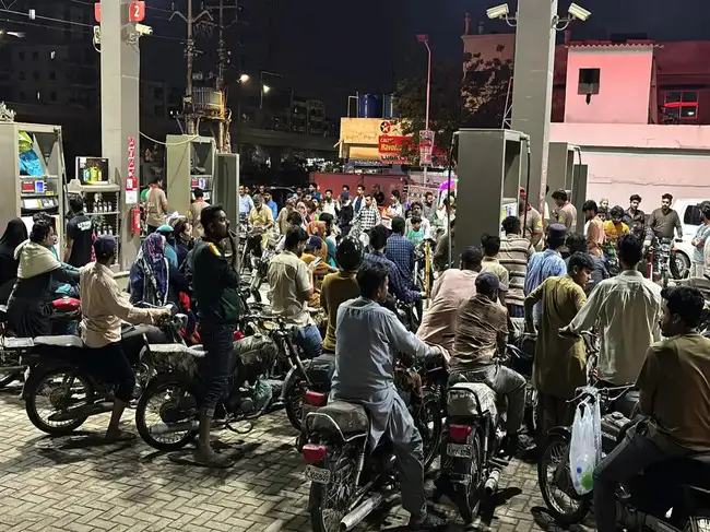 'Mediator' Pakistan feels the heat as petrol price breaches PKR 450 ...