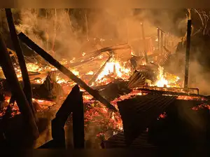 Moreno Valley fire breaking news: Moreno Valley fire alert: Crown Fire ...