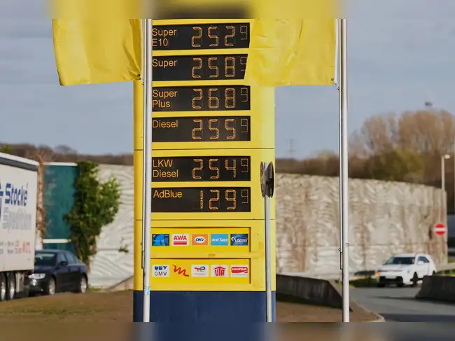 Gas Prices Today April 3: Check latest rates in California, Texas ...