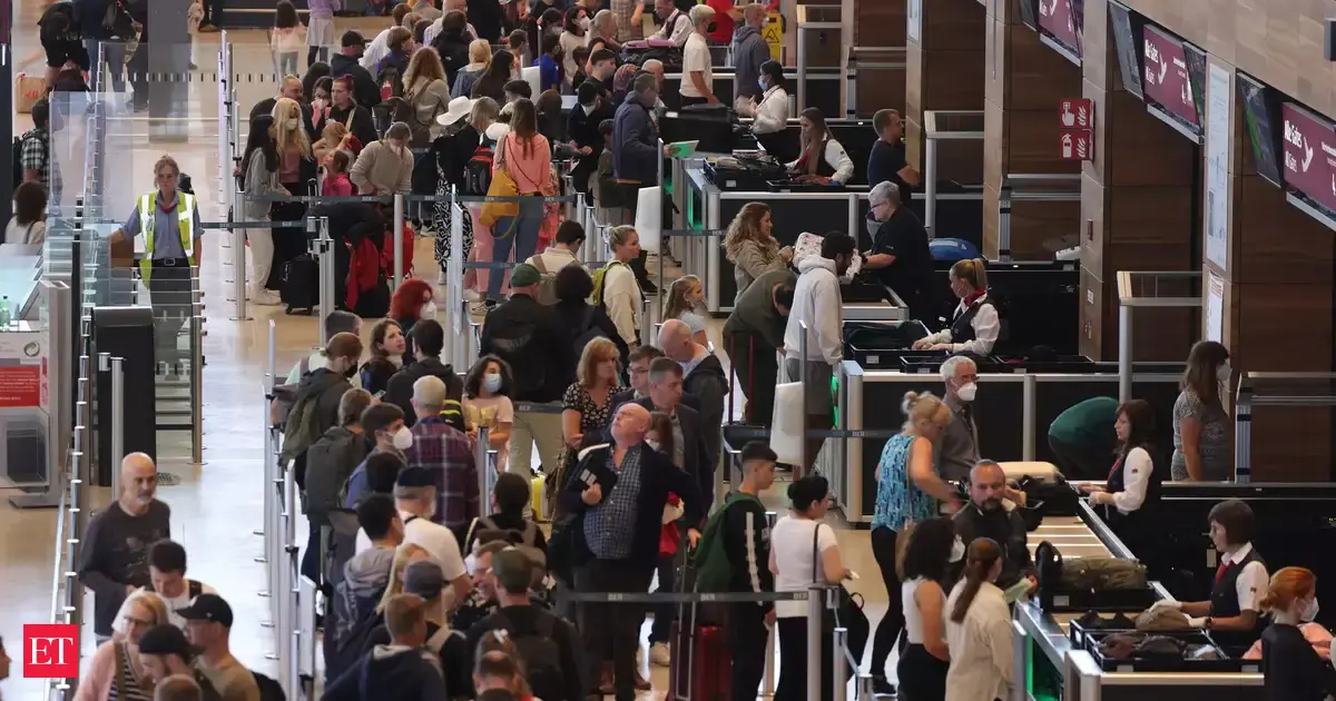 TSA wait times: TSA wait times: Are airport security lines still long ...