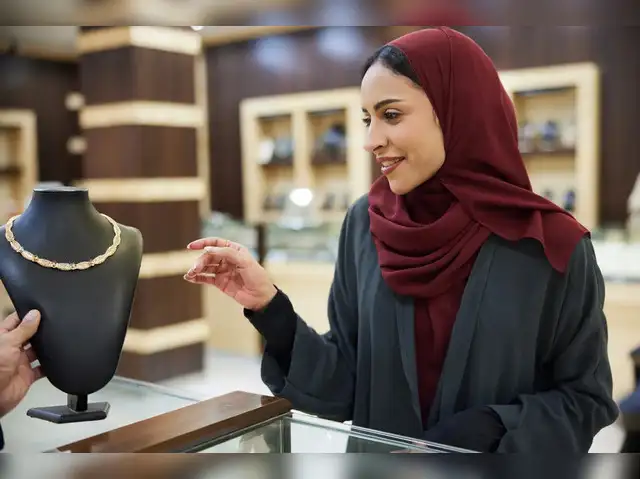 Gold rates today in Abu Dhabi, Dubai, Riyadh, Doha, Kuwait City, Muscat ...
