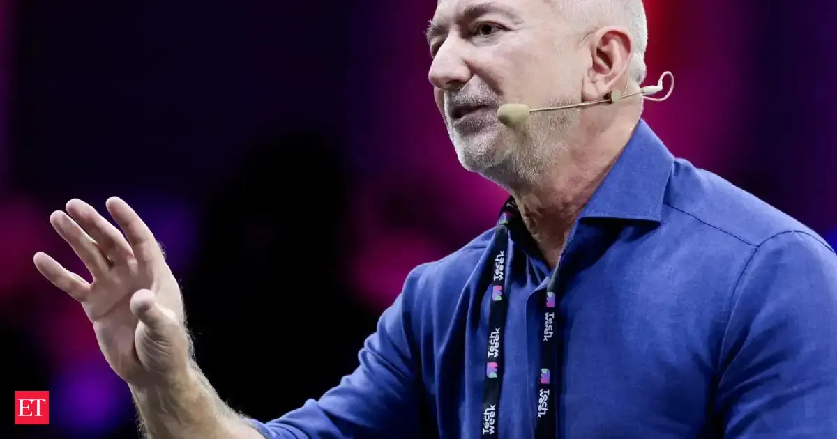 Jeff Bezos Amazon salary and security spending: $80,000 pay, $1.6 ...