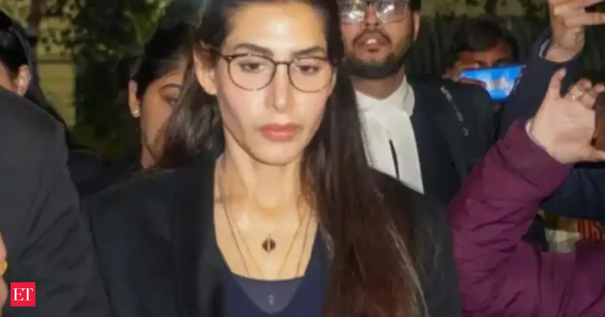 SC issues notice to Sunjay Kapur's wife Priya Kapur on plea by his ...