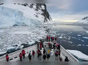Antarctica tourism: Is Antarctica's tourism boom a ticking time bomb ...