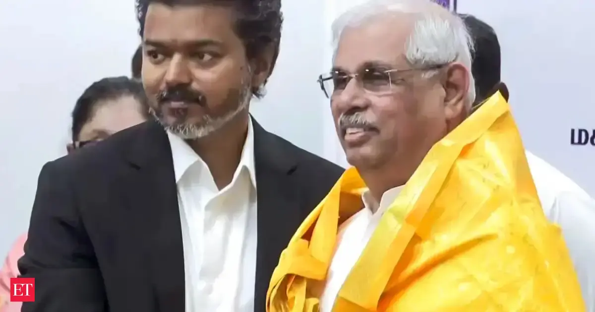 Vijay goes off-script, turns oath-taking into powerful oath speech ...