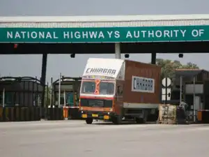 Nitin Gadkari inaugurates second barrier less Mundka-Bakkarwala toll ...