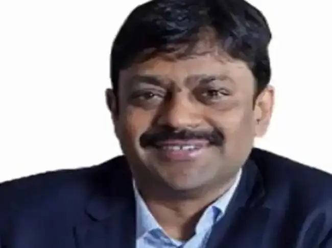 Adani Ports names insider Niraj Bansal as CEO-Ports, Pranav Choudhary ...