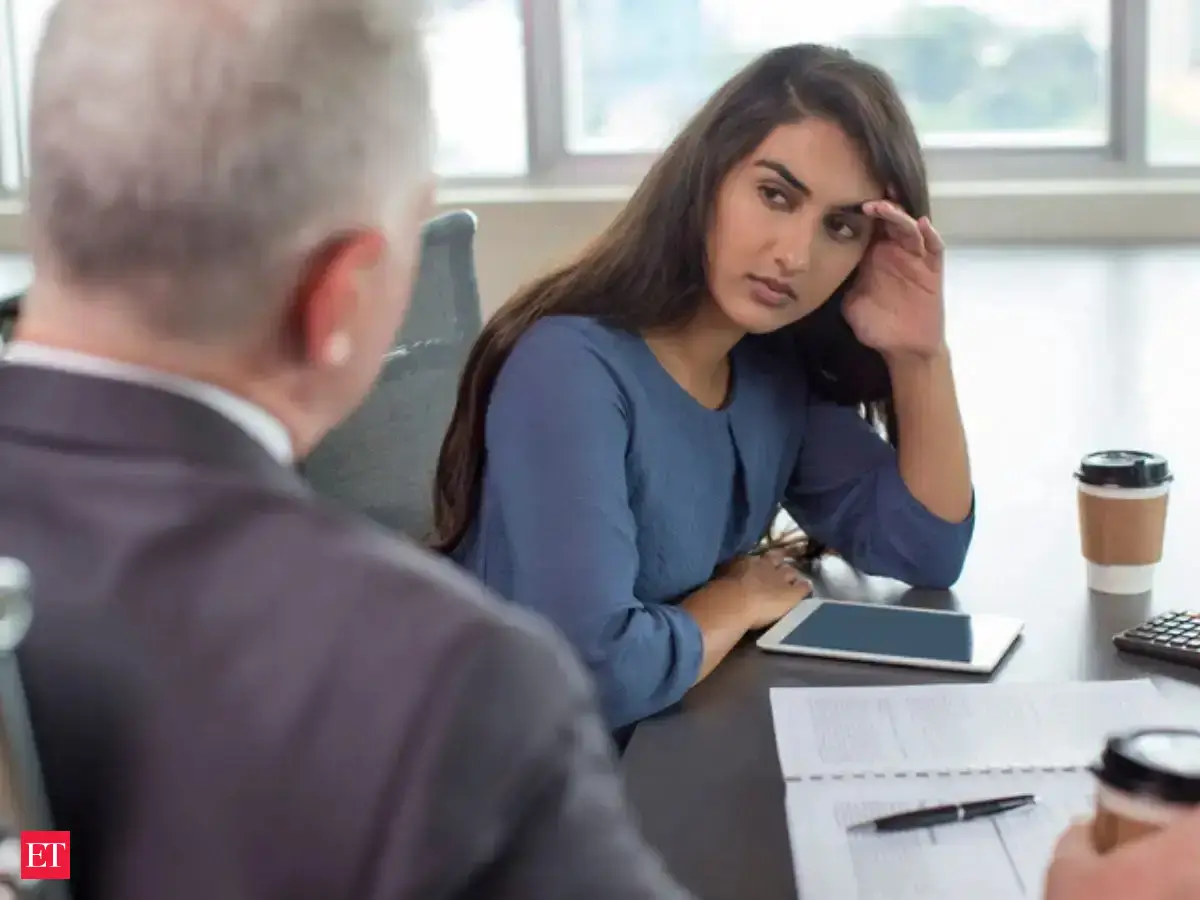 6 effective psychology tips: How to deal with negative people ...