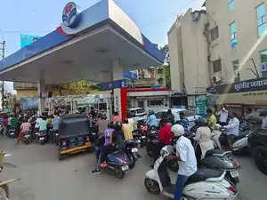 Bulk buyers shifting to retail pumps behind fuel demand spike in parts ...