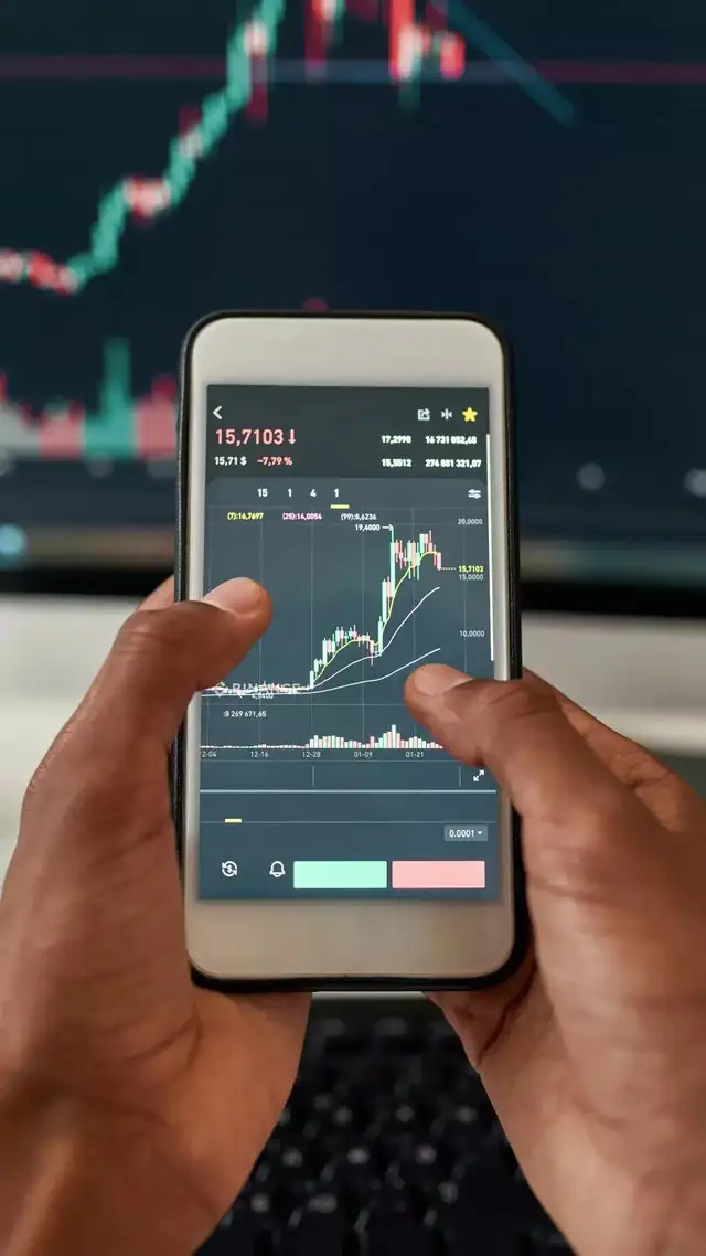 Valuation Watch: 11 Largecap stocks with sky-high PE ratios - High PE ...