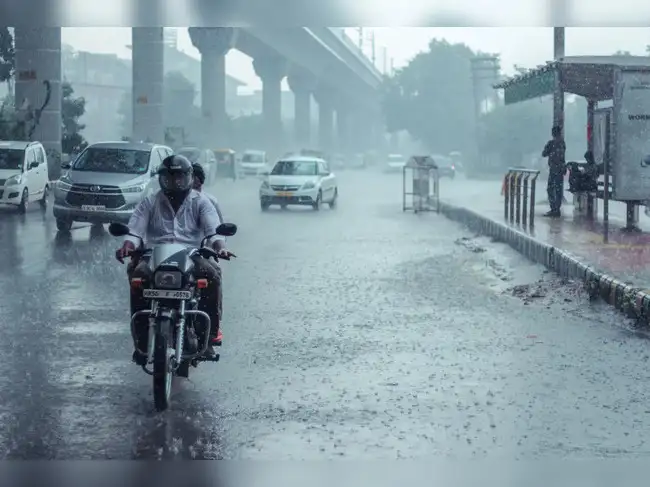 IMD weather alert: Yellow warning for Himalayan states and heavy rain ...
