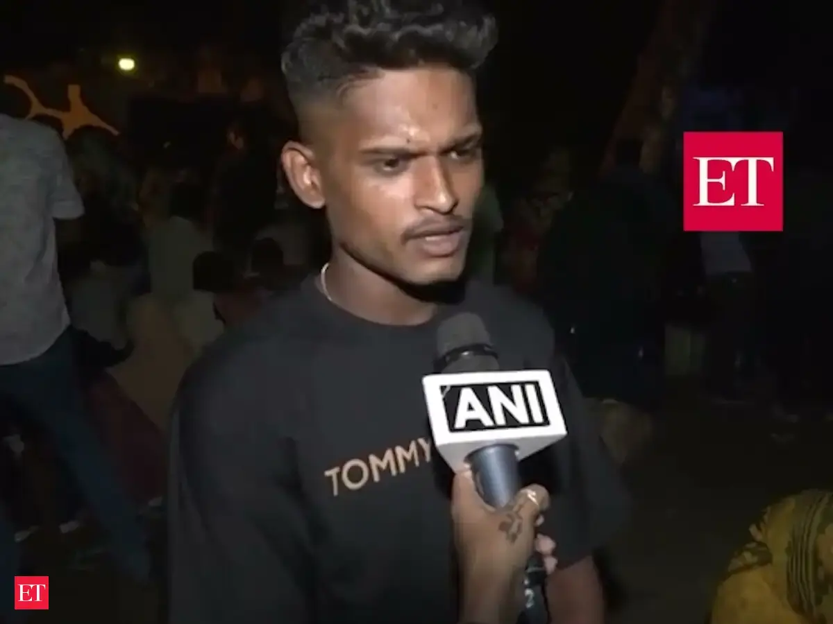 Illegal migrants flock to Bangladesh border to return as West Bengal ...