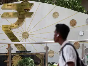 Retail central bank digital currency in circulation falls by 24% in ...