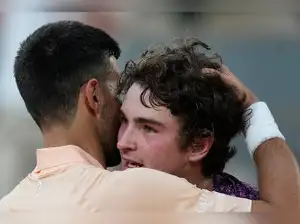 Djokovic's French Open loss to teenager Fonseca ensures a new men's ...