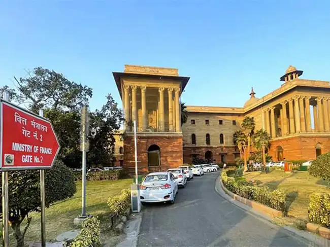 Finance ministry flags inflation risks ahead of RBI policy as fuel ...