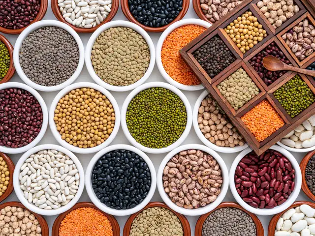 5 natural estrogen-boosting foods for Indian women - Why is estrogen ...