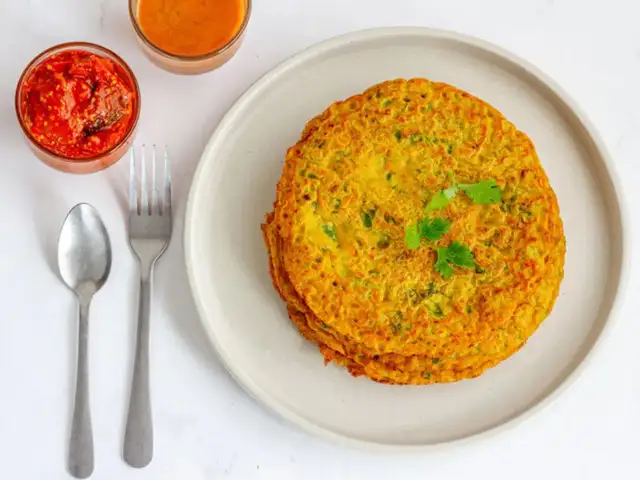 5 easy breakfast recipes to support your weight-loss - Moong Dal Chilla ...
