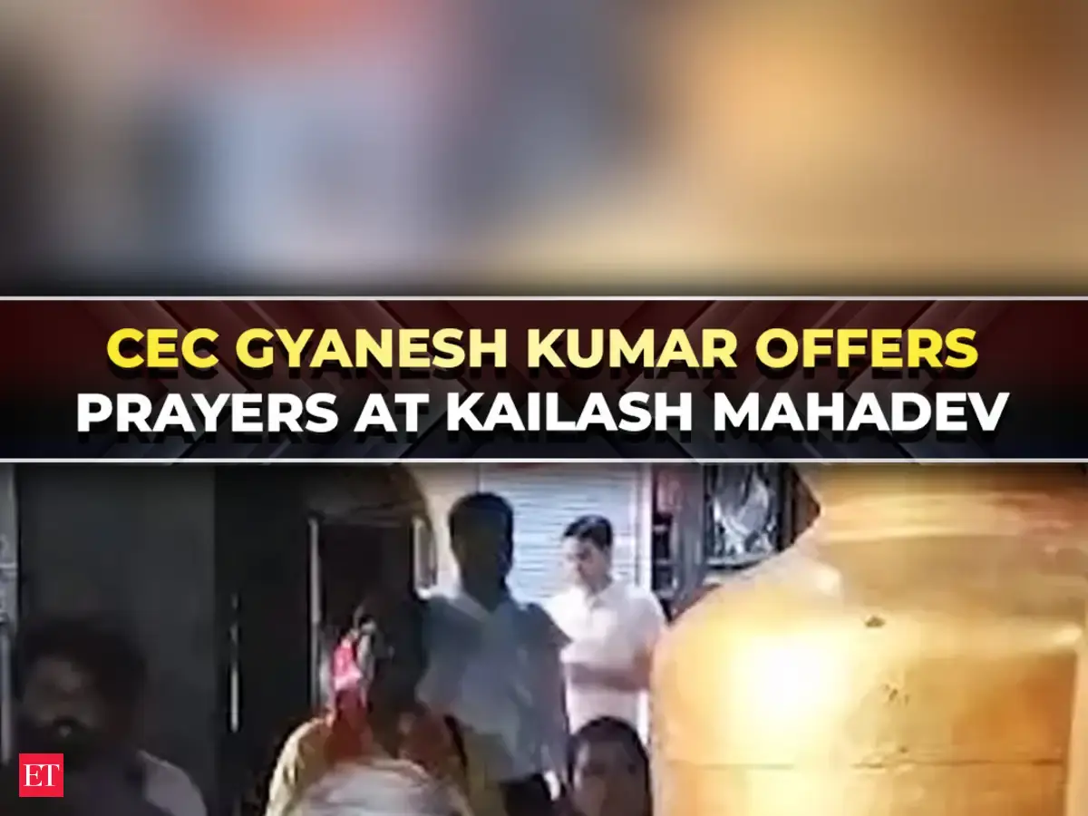 CEC Gyanesh Kumar along with his family offers prayers at Kailash ...