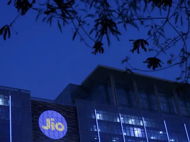 Jio tops TRAI Delhi drive tests with 243.98 mbps download speeds, leads ...