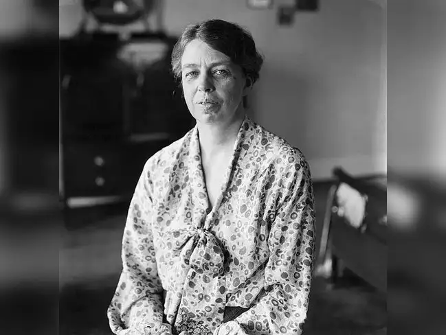 Wednesday Motivation by Eleanor Roosevelt: 'To handle yourself, use ...