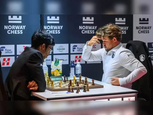 Praggnanandhaa shocks World No. 1 Magnus Carlsen once again, moves ...