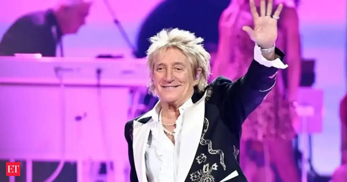 Quote of the Day by the Maggie May singer Rod Stewart: 'Only a fool ...