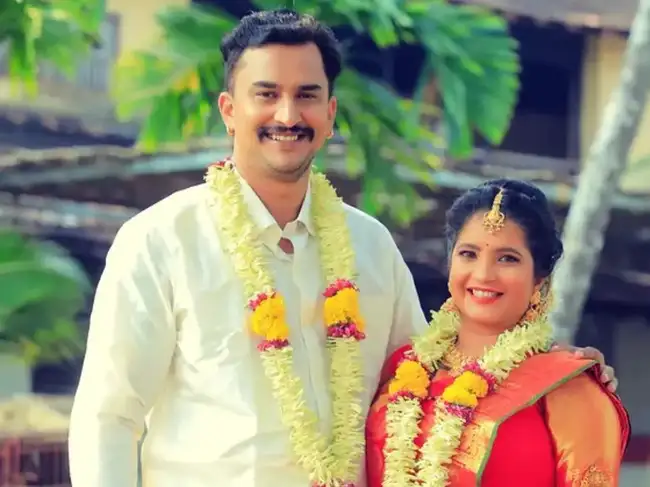 Shubha Poonja divorce: Bigg Boss Kannada actor and husband Sumanth ...
