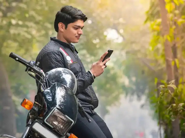Six-figure salary, MNC job but still driving taxi: Bengaluru techie ...