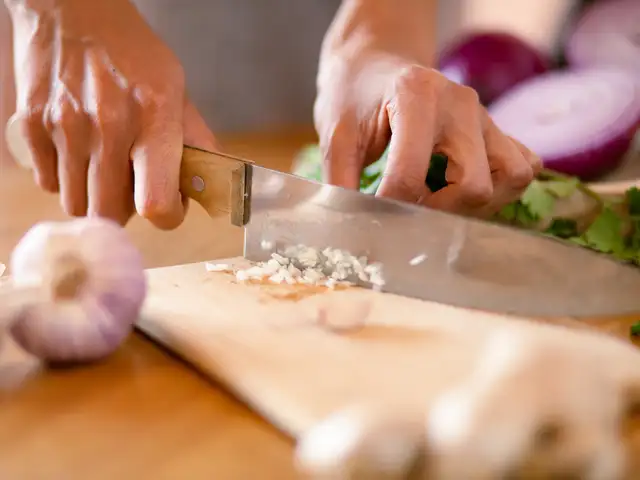 Korean noodle recipe with home ingredients: 5 easy steps to restaurant ...