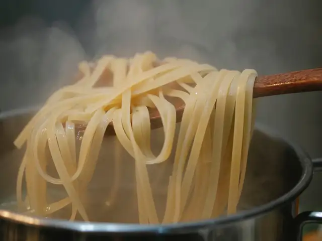 Korean noodle recipe with home ingredients: 5 easy steps to restaurant ...