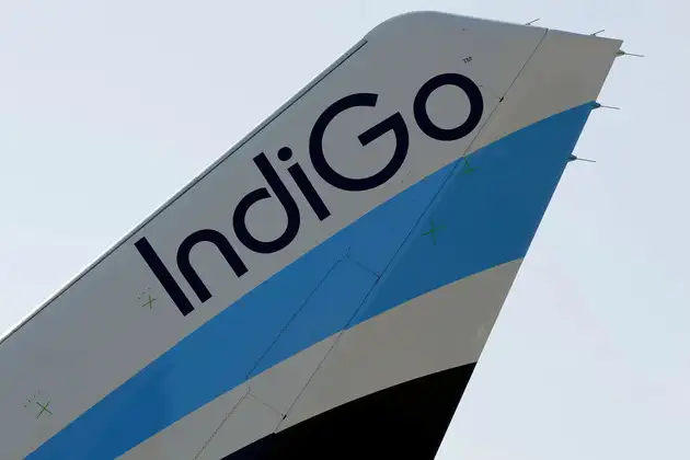 Delhi weather new updates: Bad weather disrupts flight operations ...