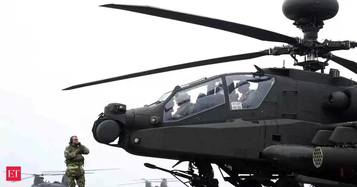 What brought down a US Apache helicopter near the Strait of Hormuz ...