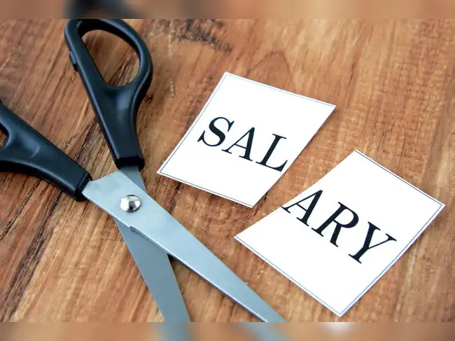 Employee shocked after discovering salary cut for every leave day ...