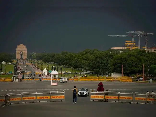 Delhi, Noida, Gurgaon weather update: IMD warns of heavy rain ...