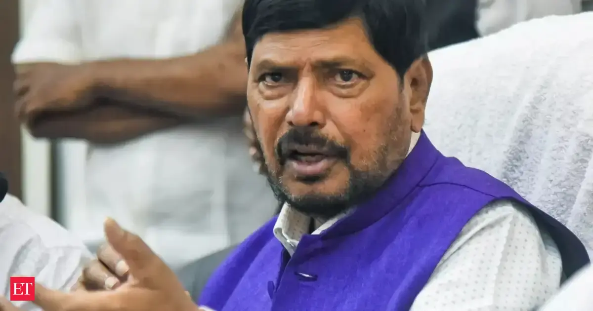 'Whoever I side with secures power': Ramdas Athawale claims Modi will ...