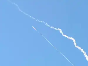 Indian Navy recovers, disposes of unexploded missile warhead from oil ...