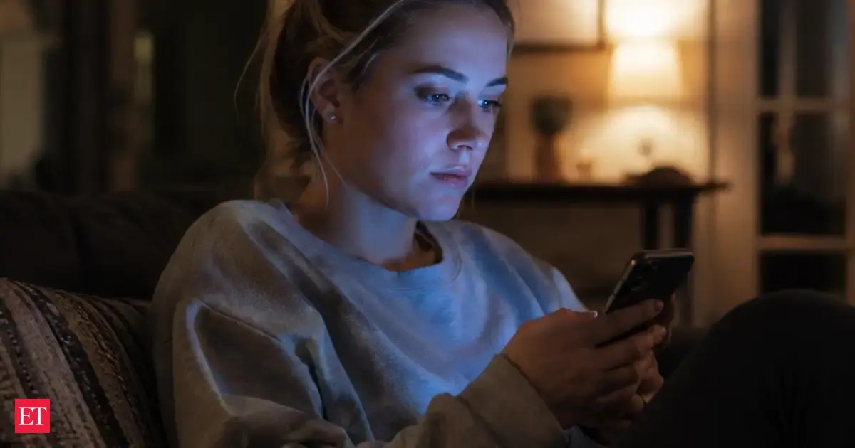Psychology says people who spend hours each evening on social media ...