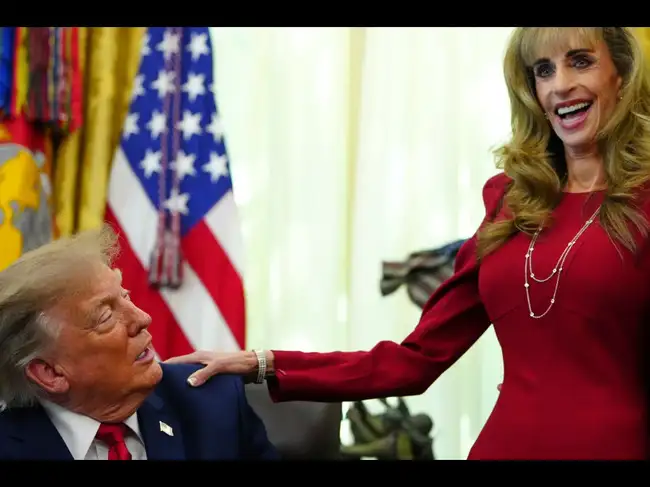 ‘mar A Lago Face Susan Dell Wife Of Dell Ceo Goes Viral After White