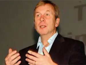 World of cyborg Kevin Warwick: Get that extra-sensory power via ...